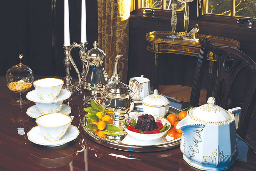 Treasure Trove - Home & Design Magazine