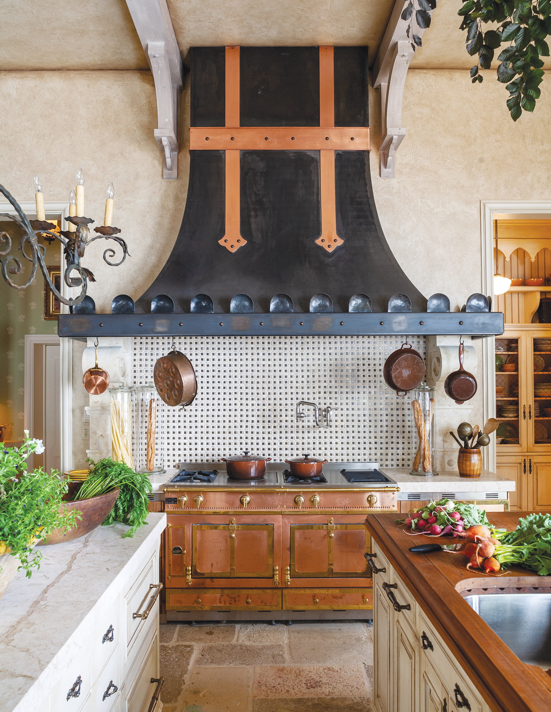 Center Stage - Home & Design Magazine